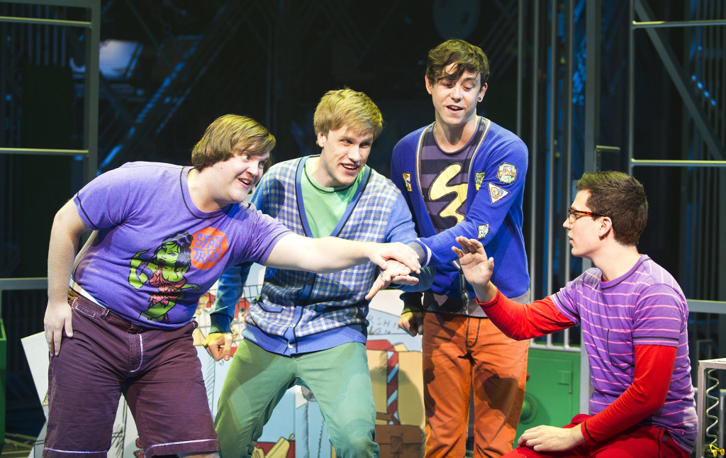 "Loserville" at the Garrick Theatre - Theatre reviews by Edward Lukes